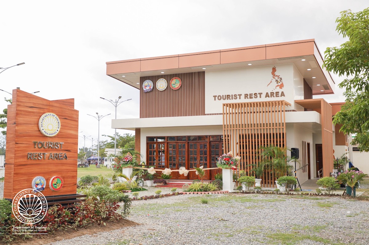 DOT inks deal with Cebu LGU for more Tourist Rest Areas, “Heritage City ...